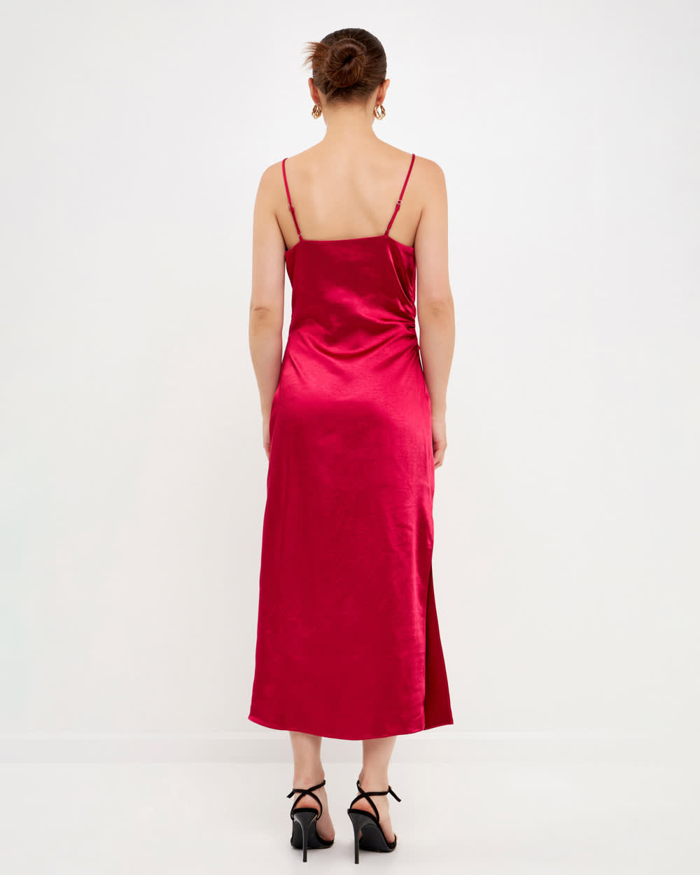 endless rose- Robe midi enveloppante en satin - Rwco