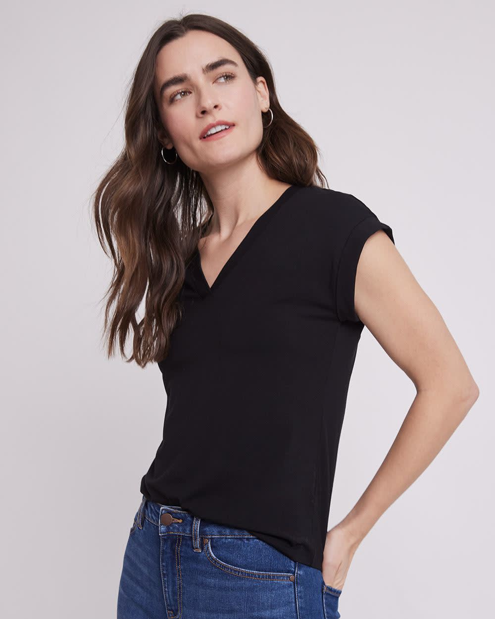 Relaxed-Fit Extended-Sleeve V-Neck T-Shirt | RW&CO.