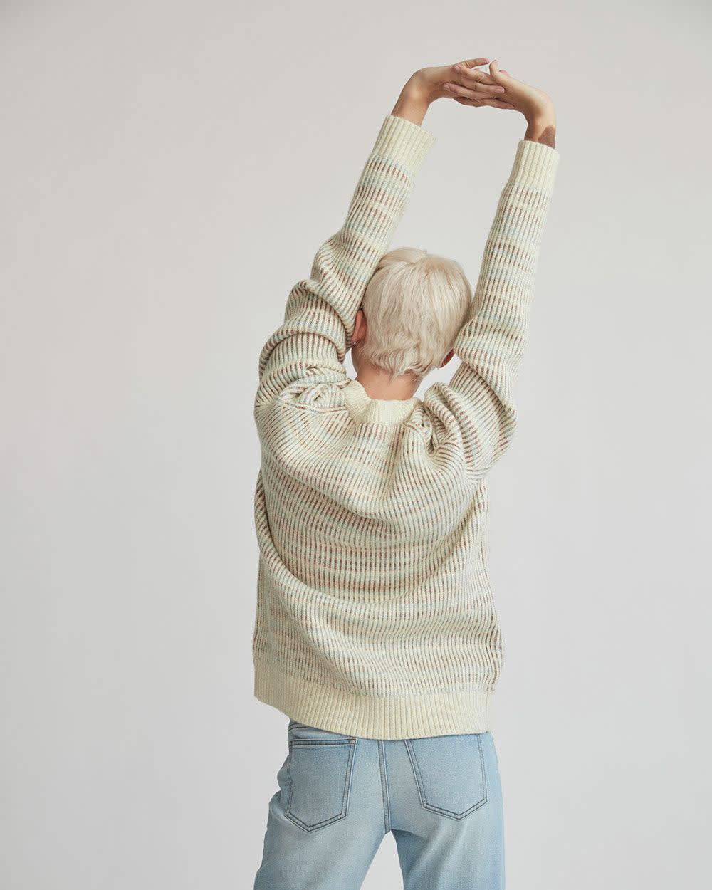 Gender-Neutral Gradient Crew-Neck Sweater | RW&CO.