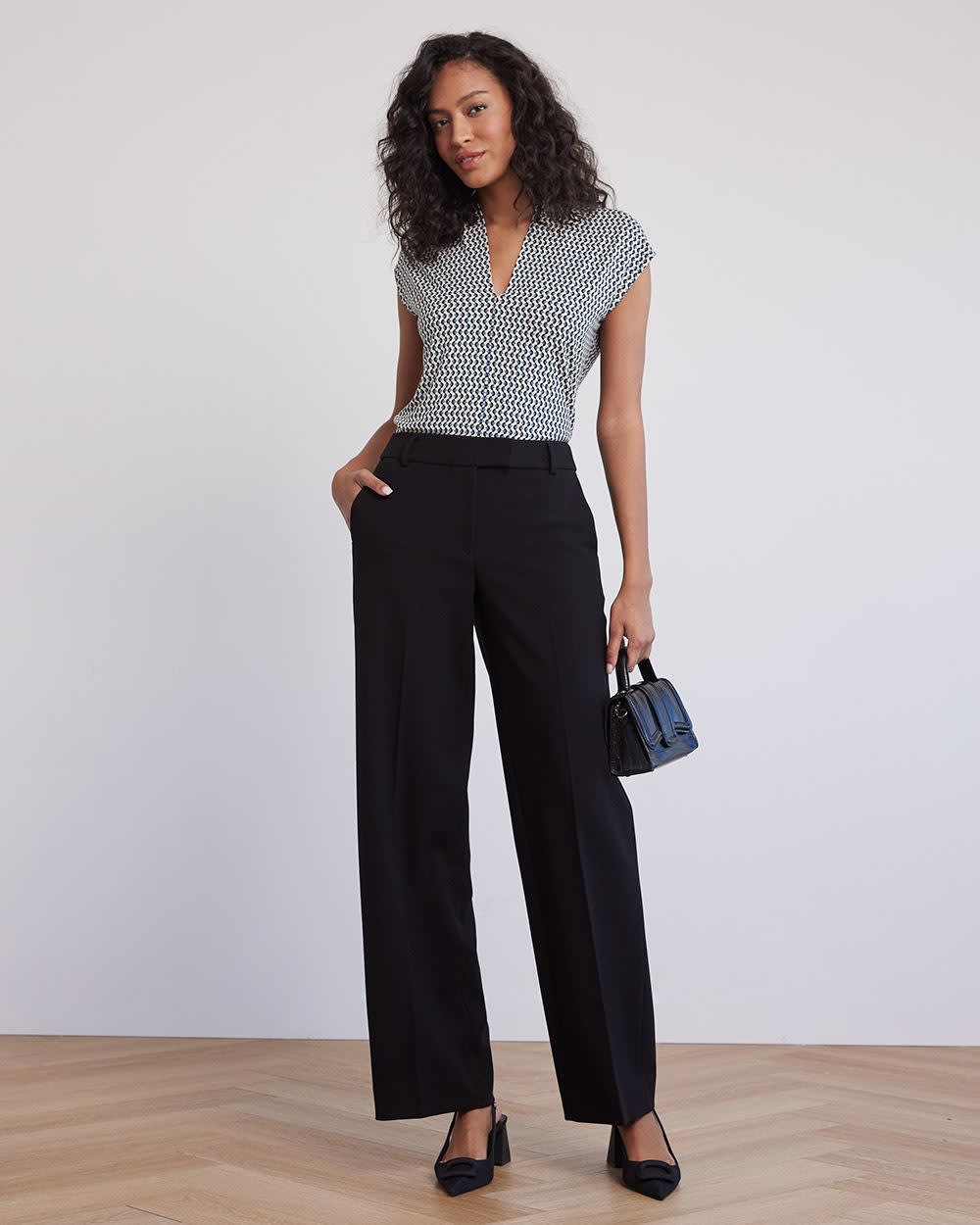 Extended-Sleeve V-Neck Fitted Tee | RW&CO.