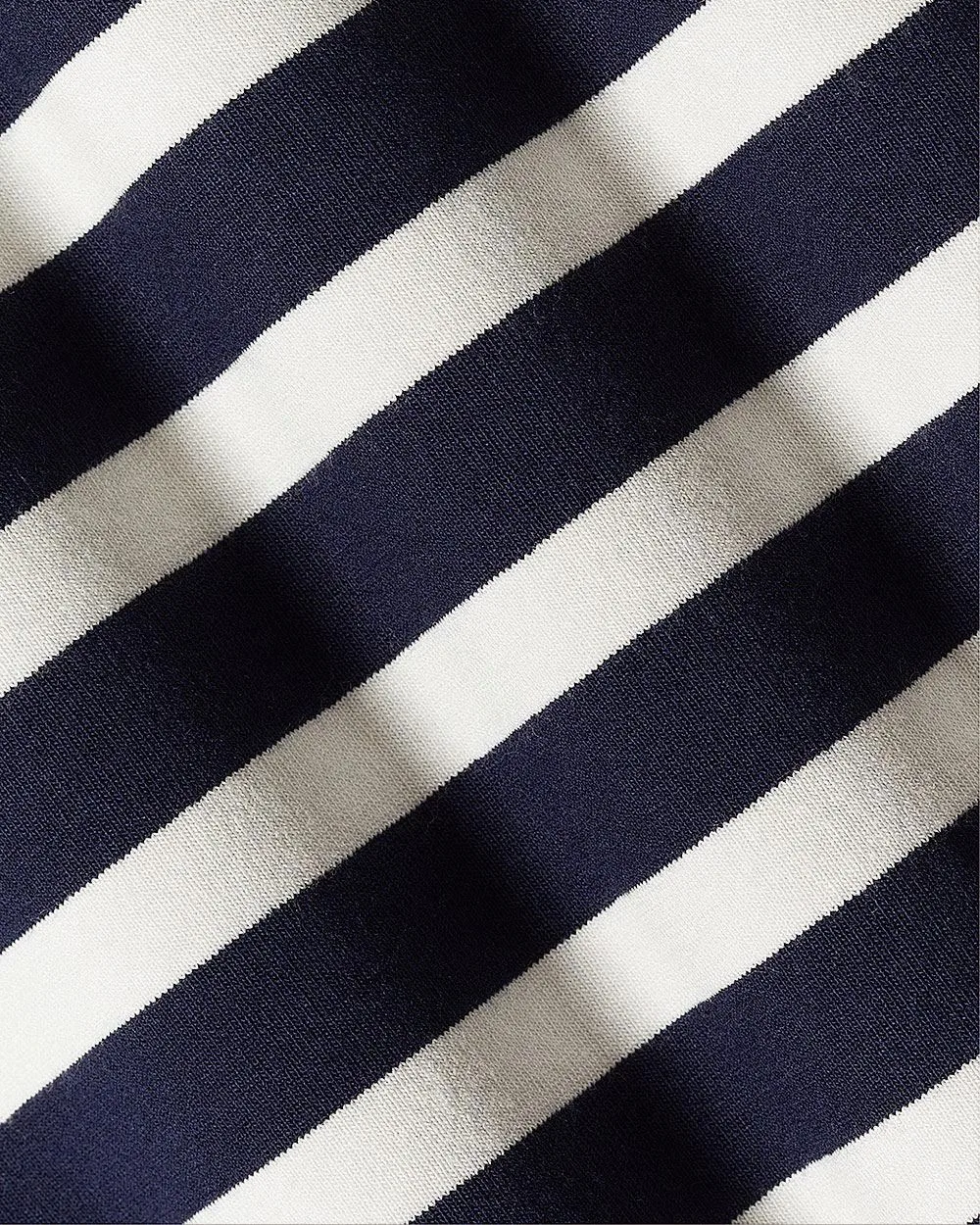 Relaxed-Fit Extended-Sleeve V-Neck Tee | RW&CO.