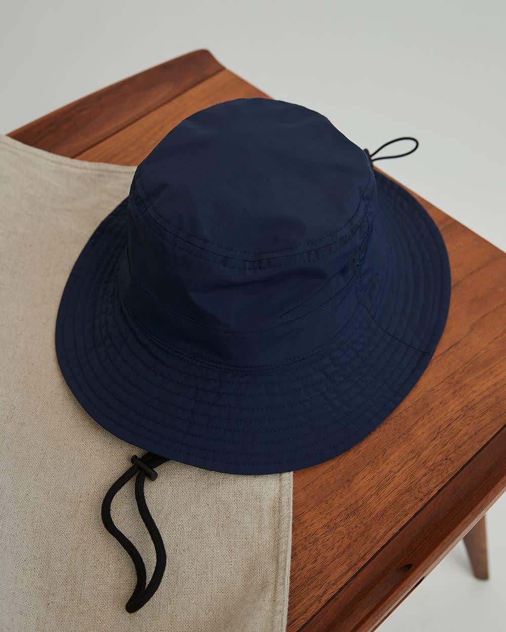 Bucket Hat with Drawstring | RW&CO.